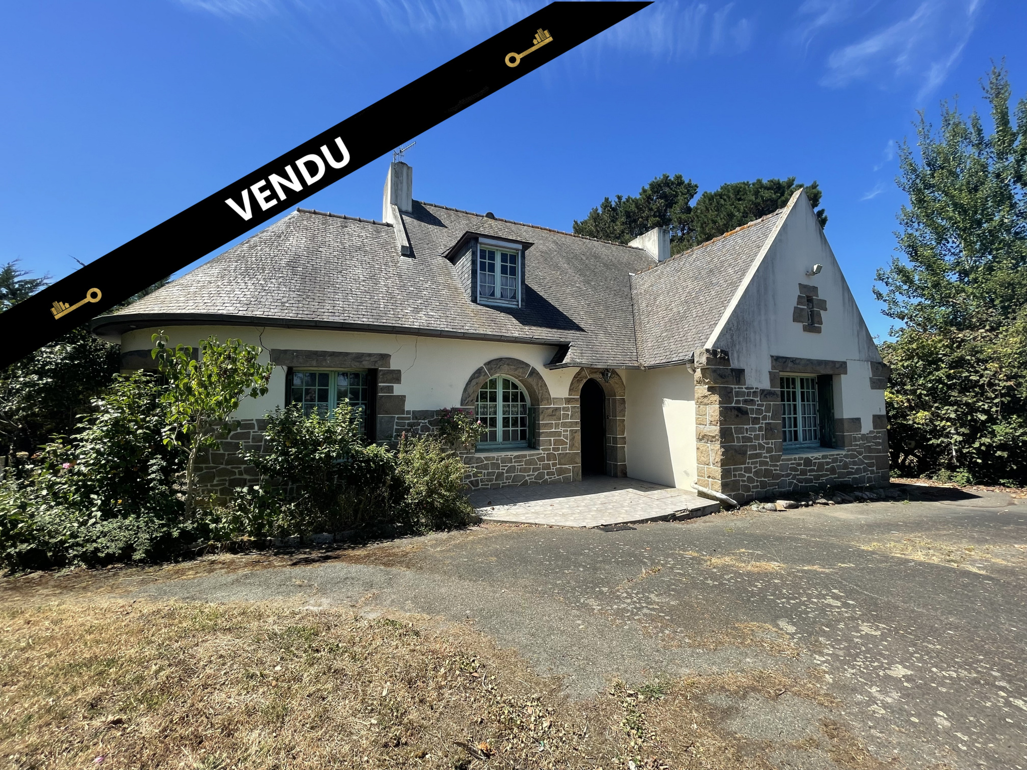 Traditionnelle sur 3000m2 de terrain constructible